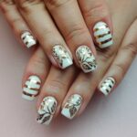 20 Stunning White Fall Nails for a Chic Autumn Look - DIGIDIA